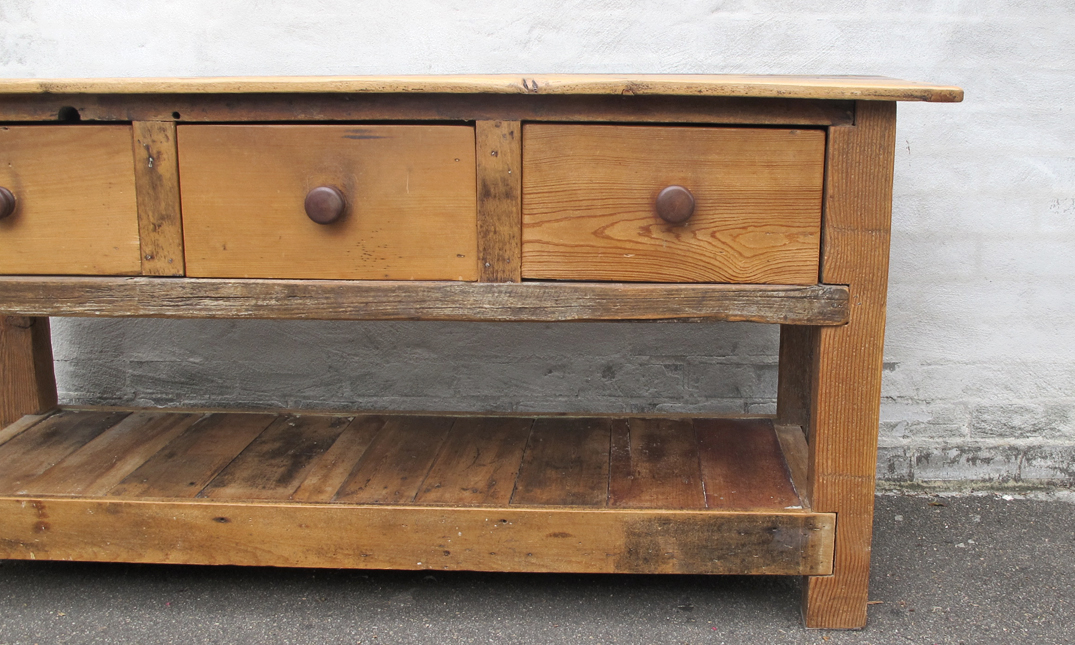Original Kauri Pine Draper's Bench | quintessential duckeggBLUE